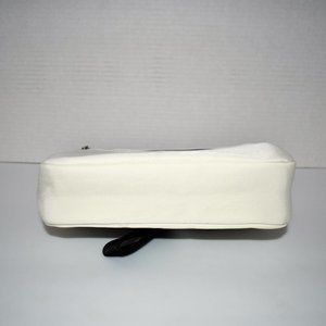 thirty-one | Bags | Thirty One Classic Sling Bag In Black Colorblock ...